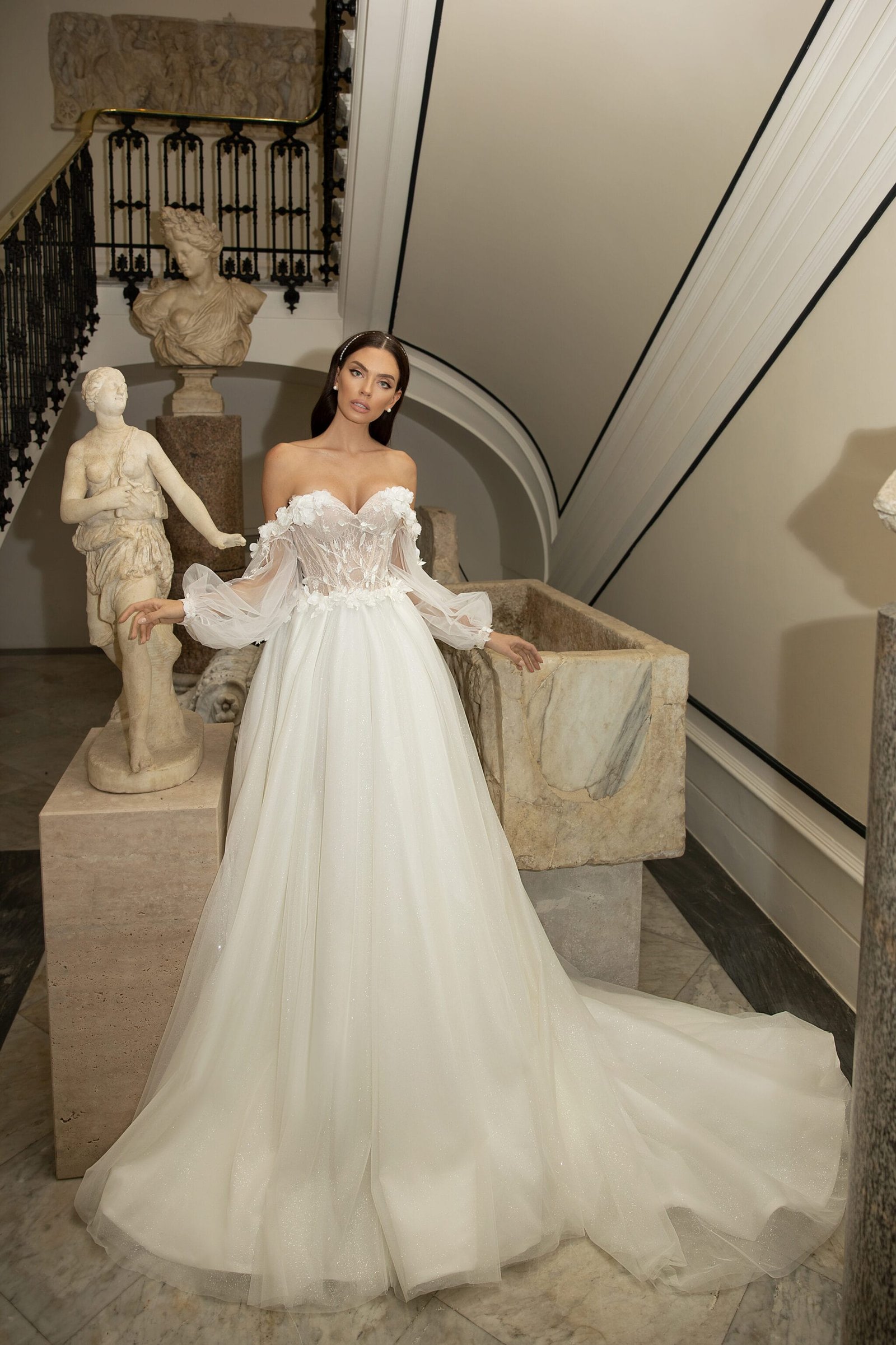 No.1 Bridal Shop in Dubai | Best Wedding Dresses & Gowns in Dubai