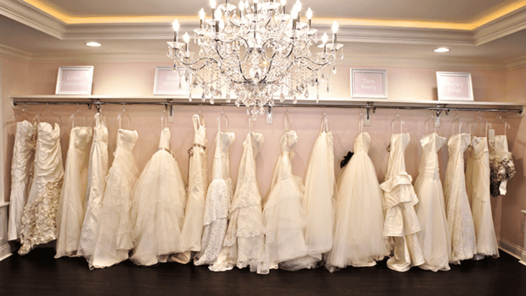 How to Select the Ideal Bridal shop for Your Wedding Attire?